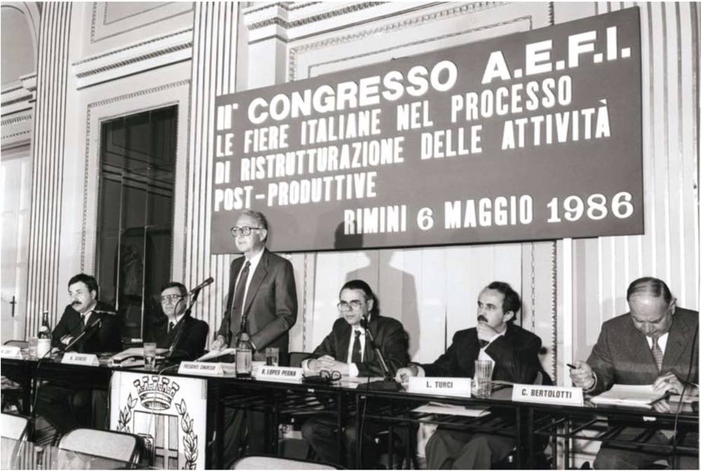» 1983 – 1993 The Constitution